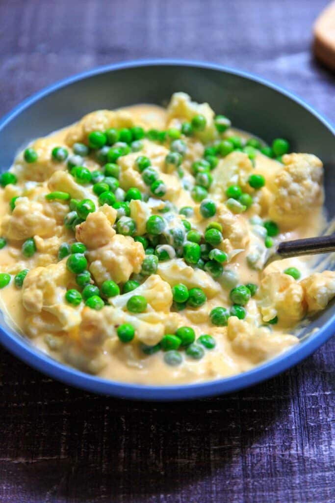 Easy Cheesy Cauliflower and Peas - Trial and Eater